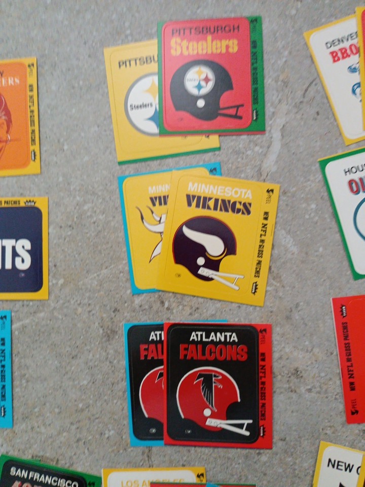 1977 Fleer Team Action Football Complete Set + Wax Pack, Wrappers, Box ...