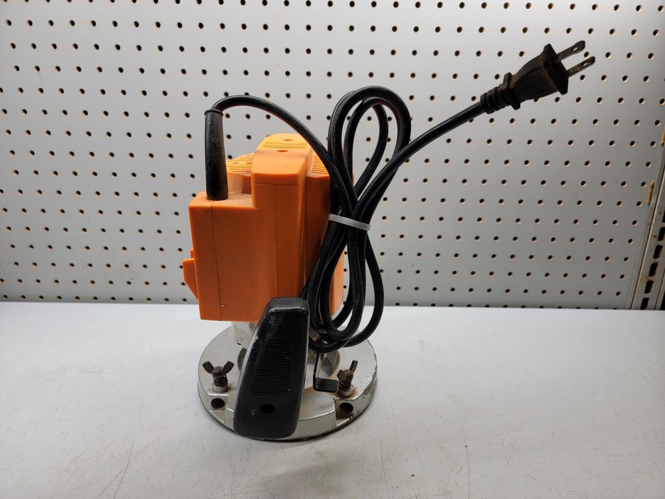 Chicago Electric Power Tools 1 3/4 HP Plunge Router with Brake Model ...