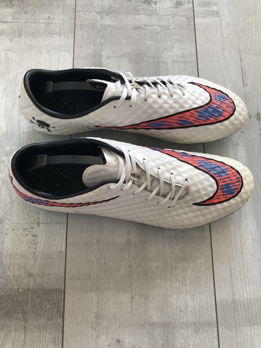 White And Blue Hypervenoms