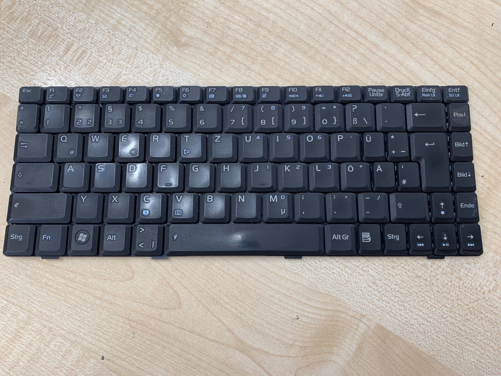ASUS Eee PC F9E F9J F9S F9SG F9DC F9 Alemán De Teclado 04GNER1KGE00 ...