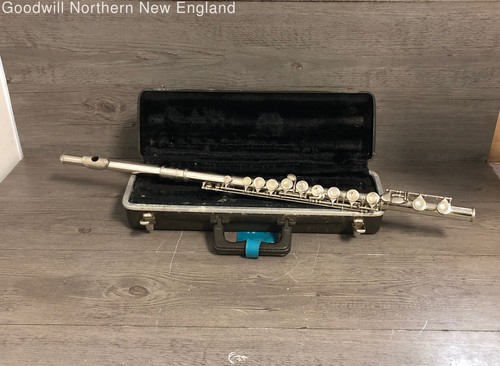 Selmer Bundy Flute Woodwind Musical Instrument Bundle Hard Case | eBay