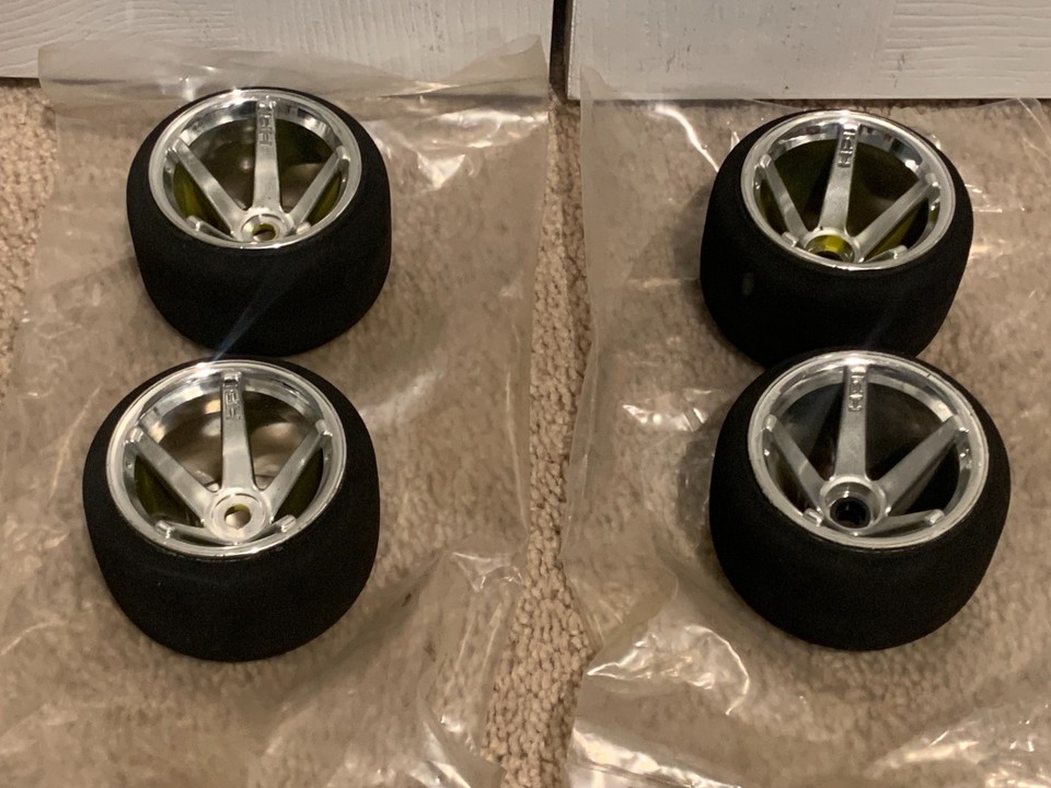 ** HPI ** Chrome Wheels (Super Star) + Tires (Foam Slicks) -- Brand New ...
