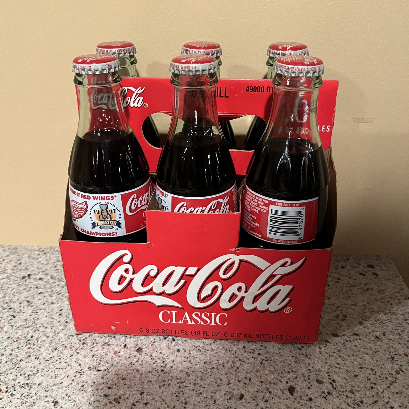 Vintage-Detroit Red Wings 1997 Stanley Cup Champs 6 pack Coca Cola ...