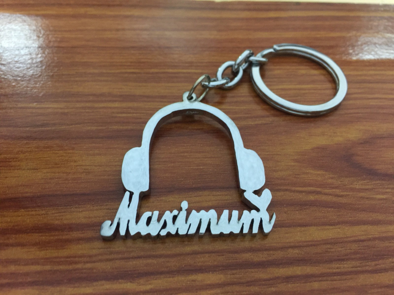 Hand Carved Personalized DJ Headphone Key Chain With Your Custom Name ...