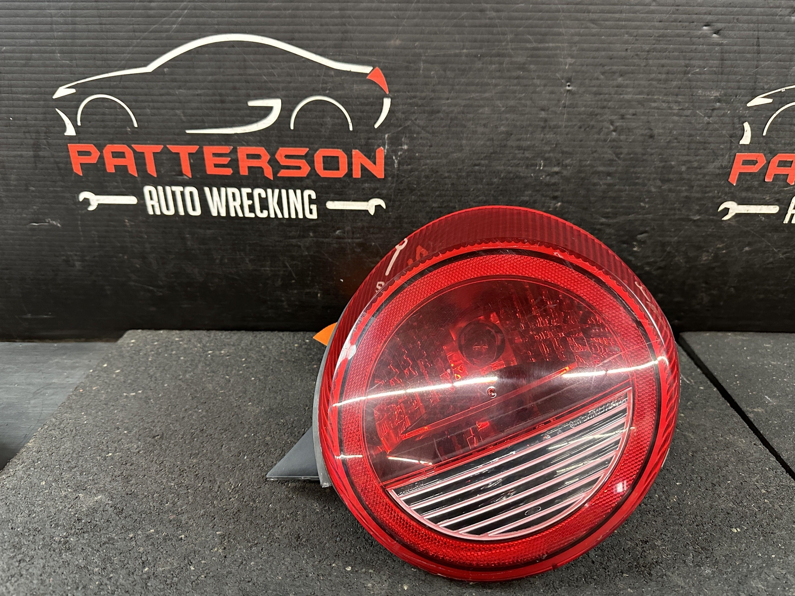 Ford Thunderbird 2002-05 Rear Right Tail Light Lamp Assembly 5W6Z13404A ...