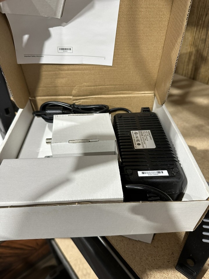 DN015284 DISH Pro Switch DPH42 Hybrid Multiswitch w/ Power Inserter ...