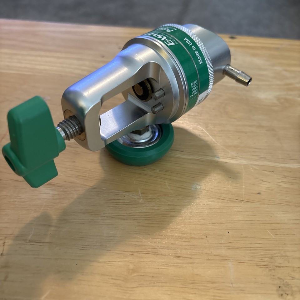 Precision Medical EasyPulse 5 1900 Series Oxygen Conserving Regulator ...