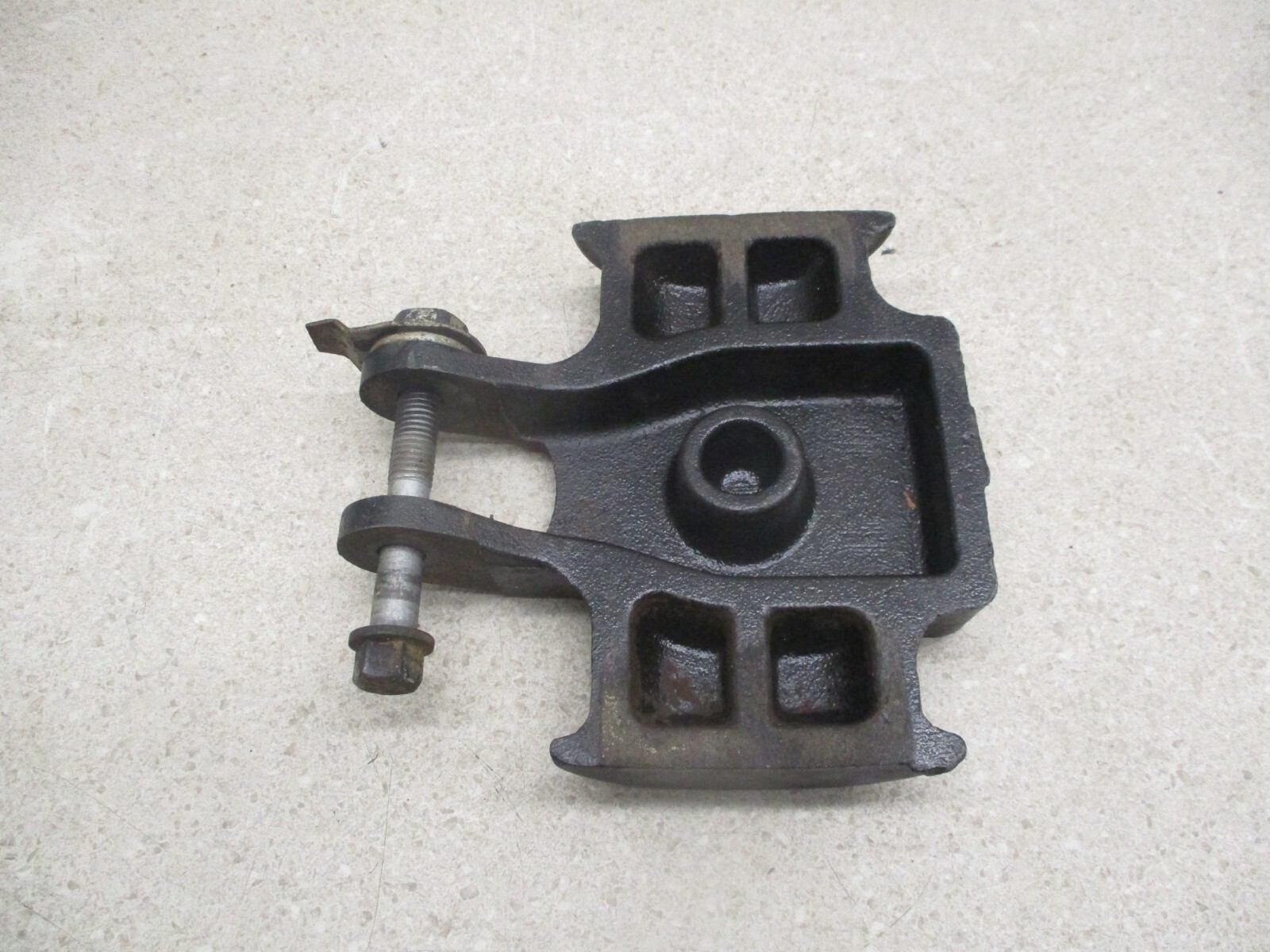 1C3Z-5458-AA 99 to 04 Ford F250 F350 Front Leaf Spring Plate Shock ...