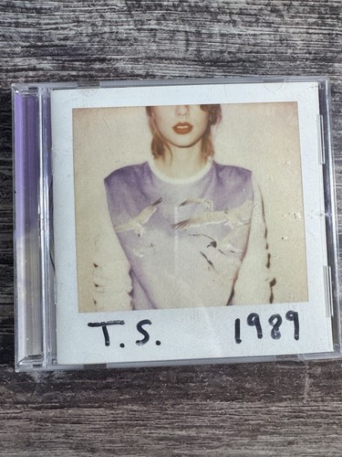 Taylor Swift 1989 CD Walmart Edition, 2014 With Digital Download | eBay