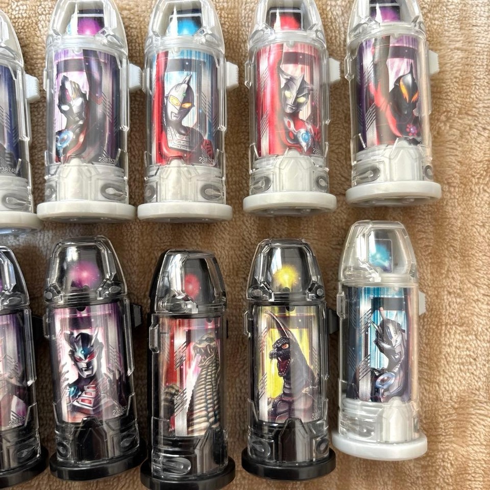 Ultraman Geed Capsule 16 Piece Set Figures Multi Color Plastic 7cm ...