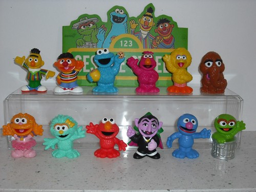 Playskool Hasbro Sesame Street Workshop Figurine Set w/ RARE Telly ...