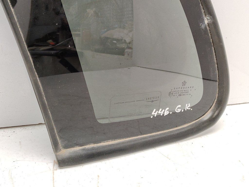Chrysler PT Cruiser 2.0i 2001 Rear left side door vent window glass ...