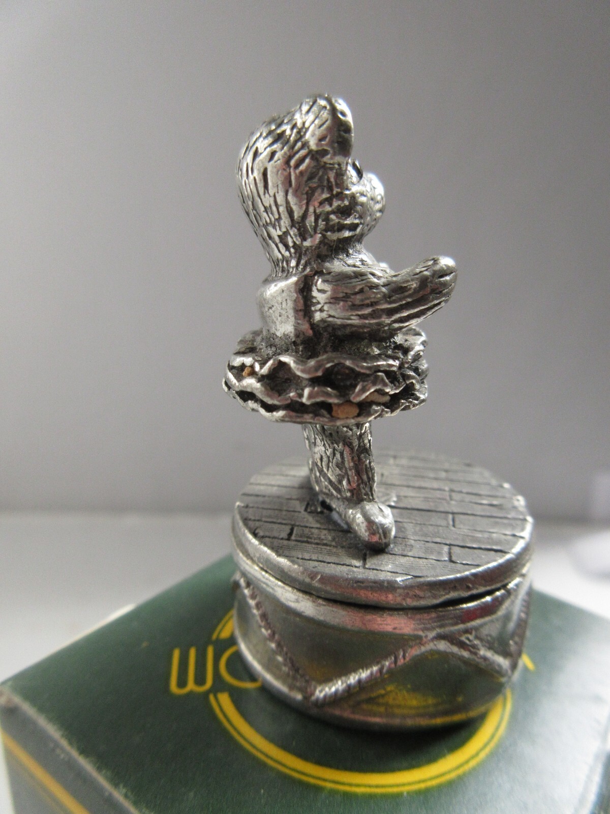 VINTAGE 90'S BALLERINA BEAR WOODSETTON PEWTER TOOTH/PILL BOX | eBay