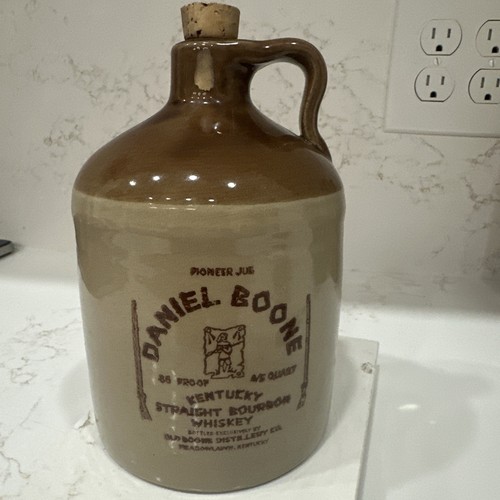 Daniel Boone Pioneer Kentucky Straight Bourbon Whiskey Jug 1976 approx ...