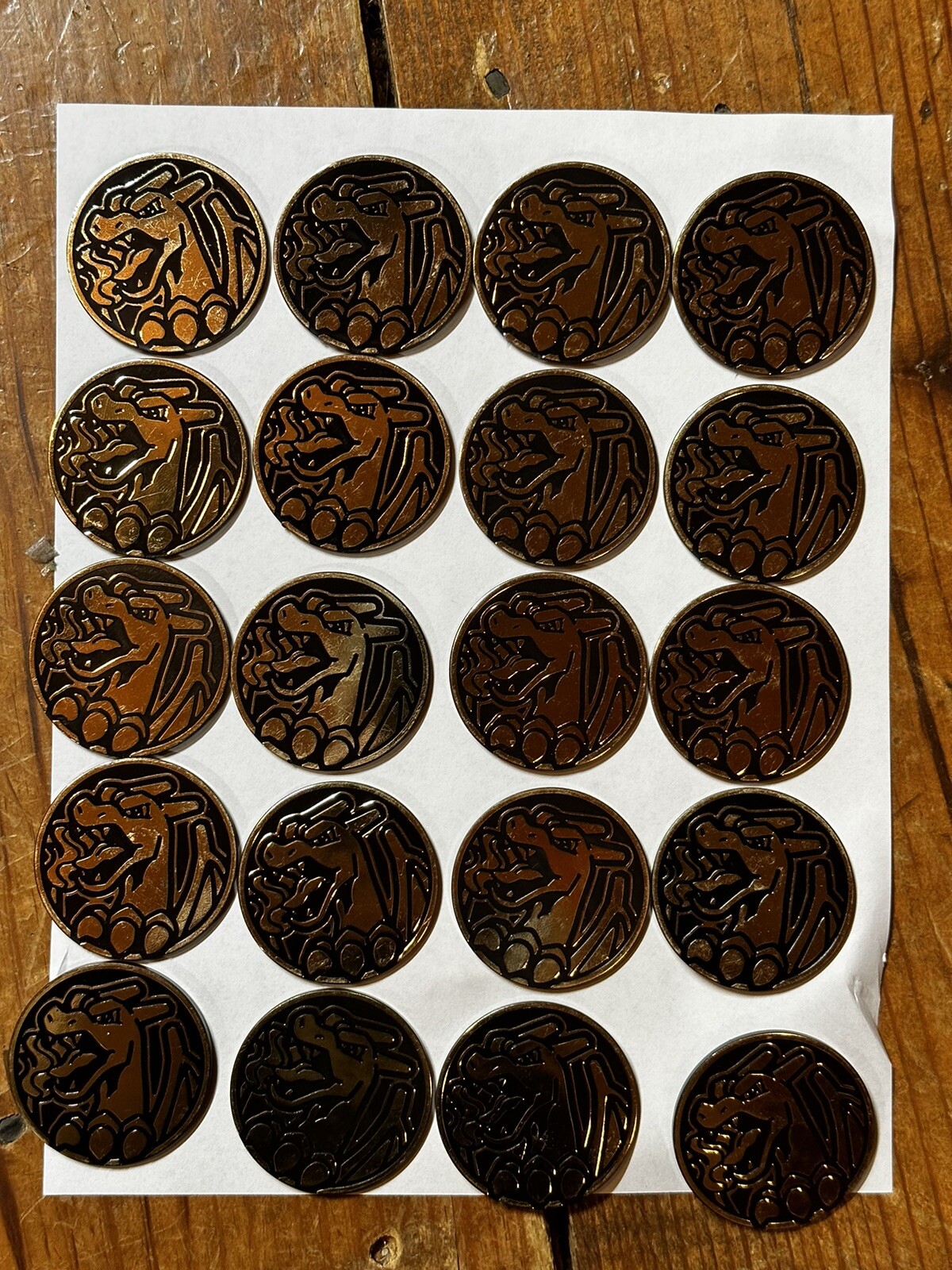 20 x Pokémon TCG Charizard Coin (Large) Zard Pokemon Trading Card Games ...