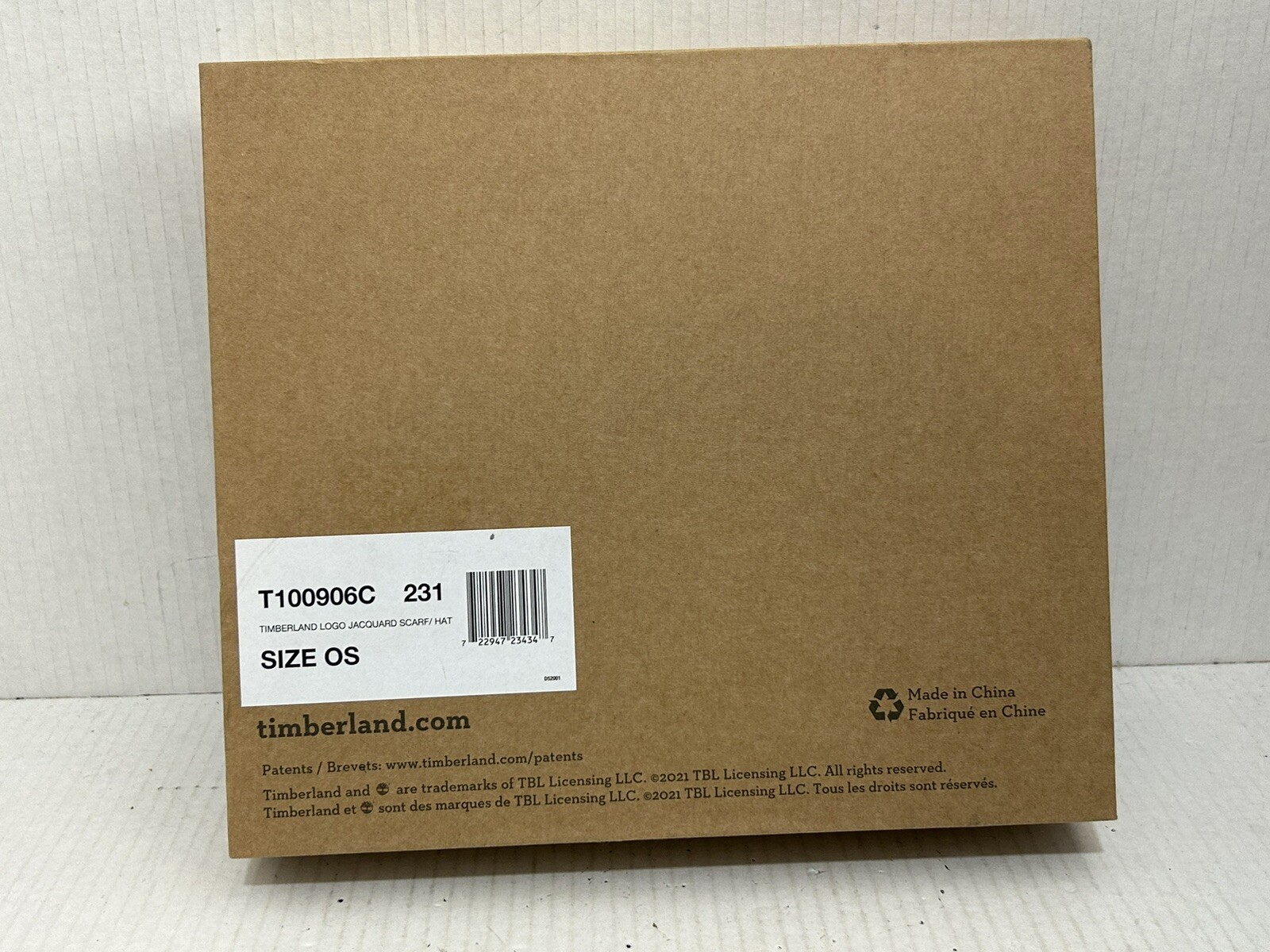 Timberland Logo Jacquard Scarf & Hat Gift Set Camel Reversible One Size ...