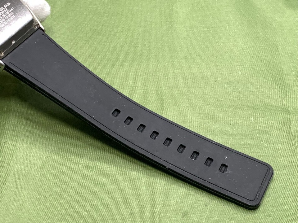 REACTION TM KENNETH COLE A126-03-RK5034 LCD S/S QUARTZ MEN'S WATCH | eBay