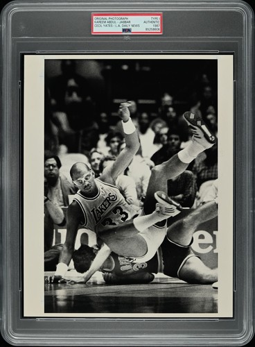 1986 Kareem Abdul-Jabbar PSA Type 1 Photo I Roger Vargo / L. A. Daily ...