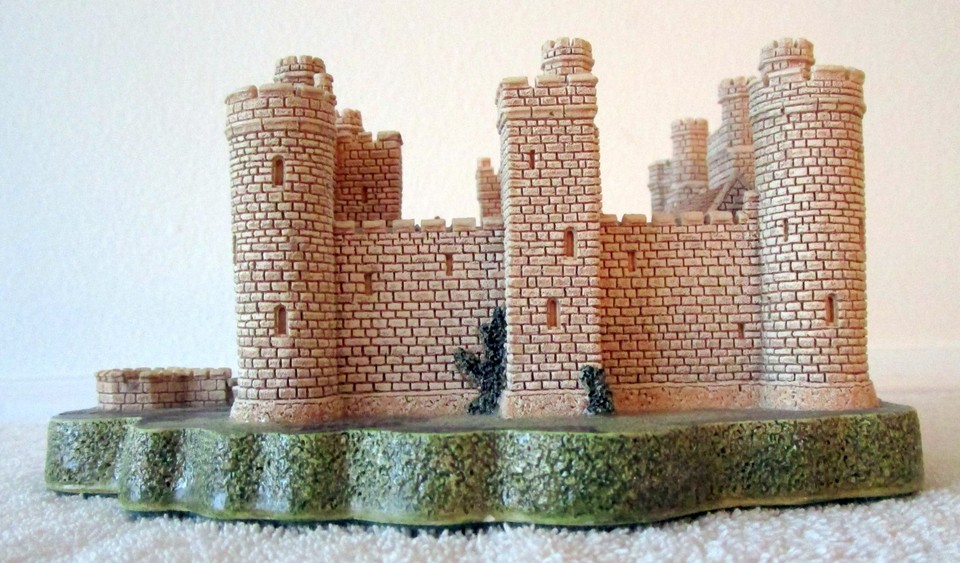LILLIPUT LAND - BODIAM CASTLE~1994~#686~HISTORIC CASTLES OF BRITAIN~EX ...