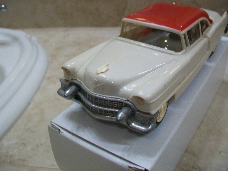 AMT 1955 Cadillac Promo Model Car 1/25 | eBay
