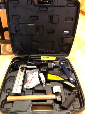 Freeman PFL618BR Pneumatic 3-in-1 16-Gauge 2" Flooring Nailer with ...