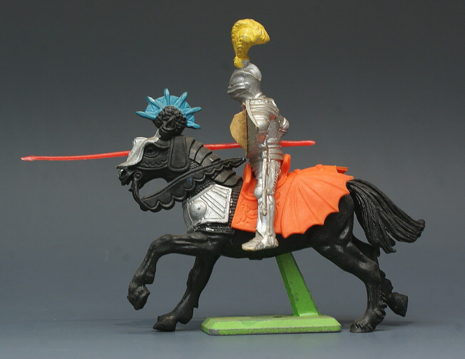 BRITAINS DEETAIL PLASTIC SILVER KNIGHTS 1st & 2ND SERIES MULTI-BUY ...