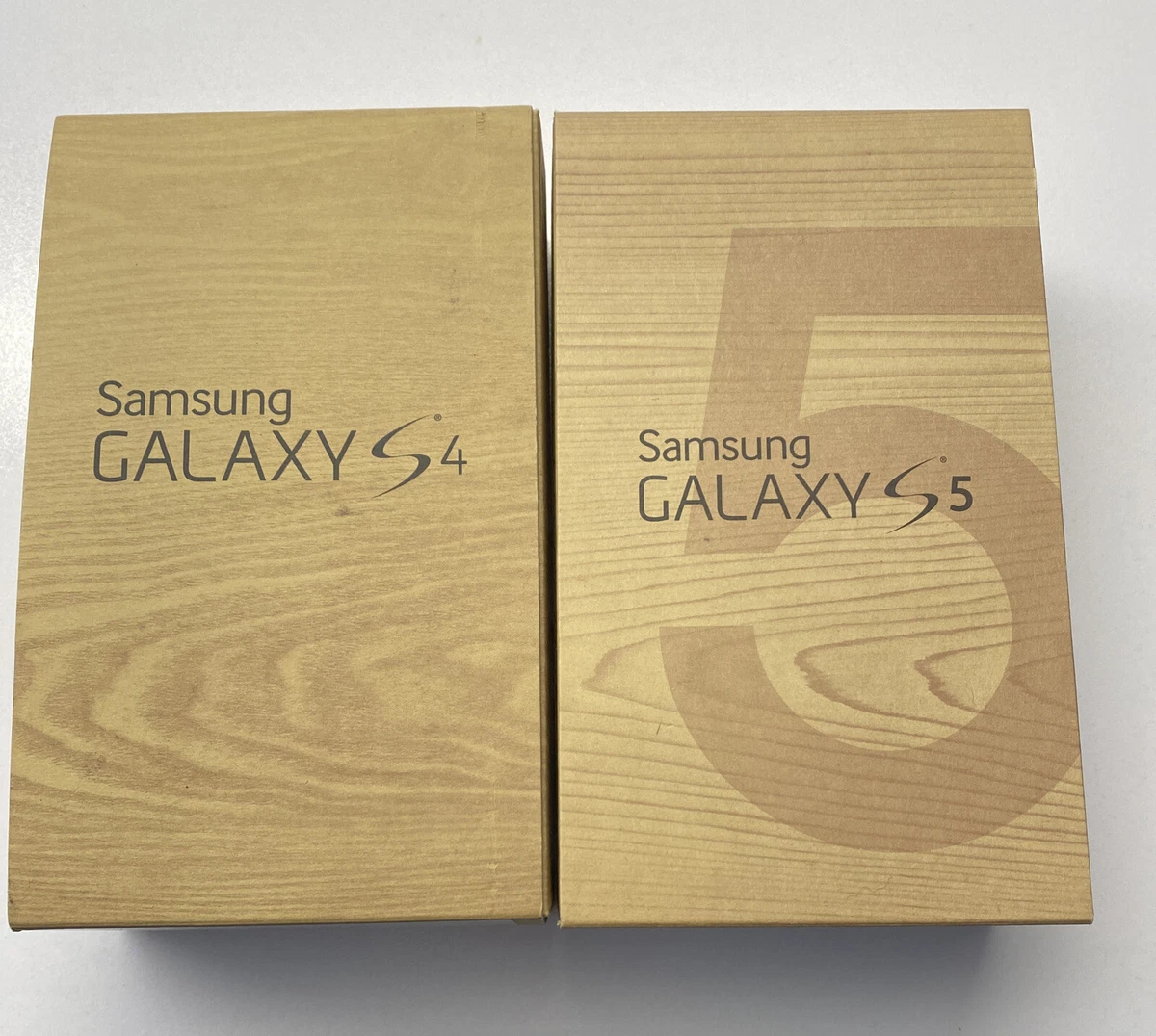 Galaxy S4 Accessories And Box