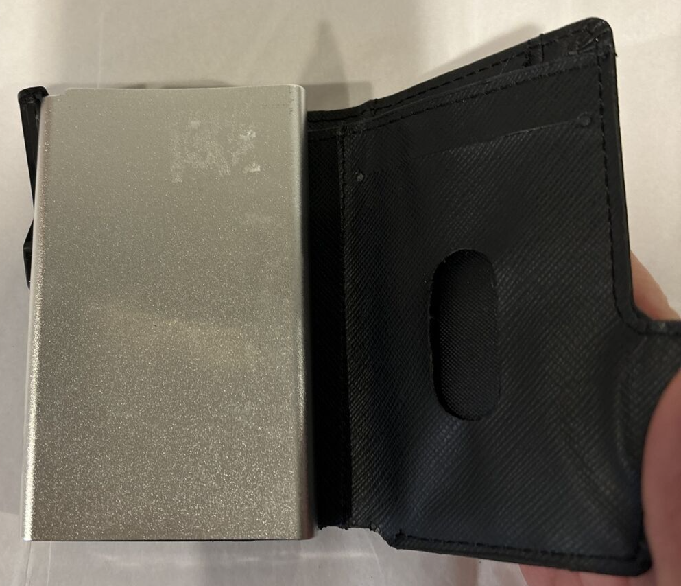 Hard Case Card Wallet Black Carbon Fiber Bifold Metal RFID Slip Pocket ...