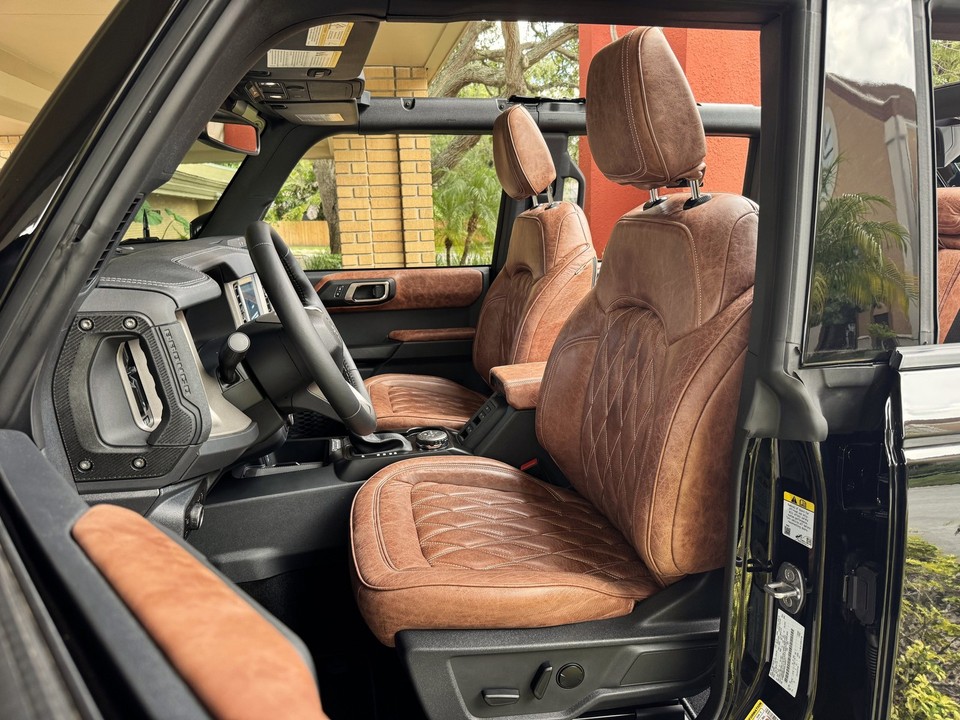 2025 Ford Bronco V6 Outer Banks Luxury Package Custom Lifted | eBay