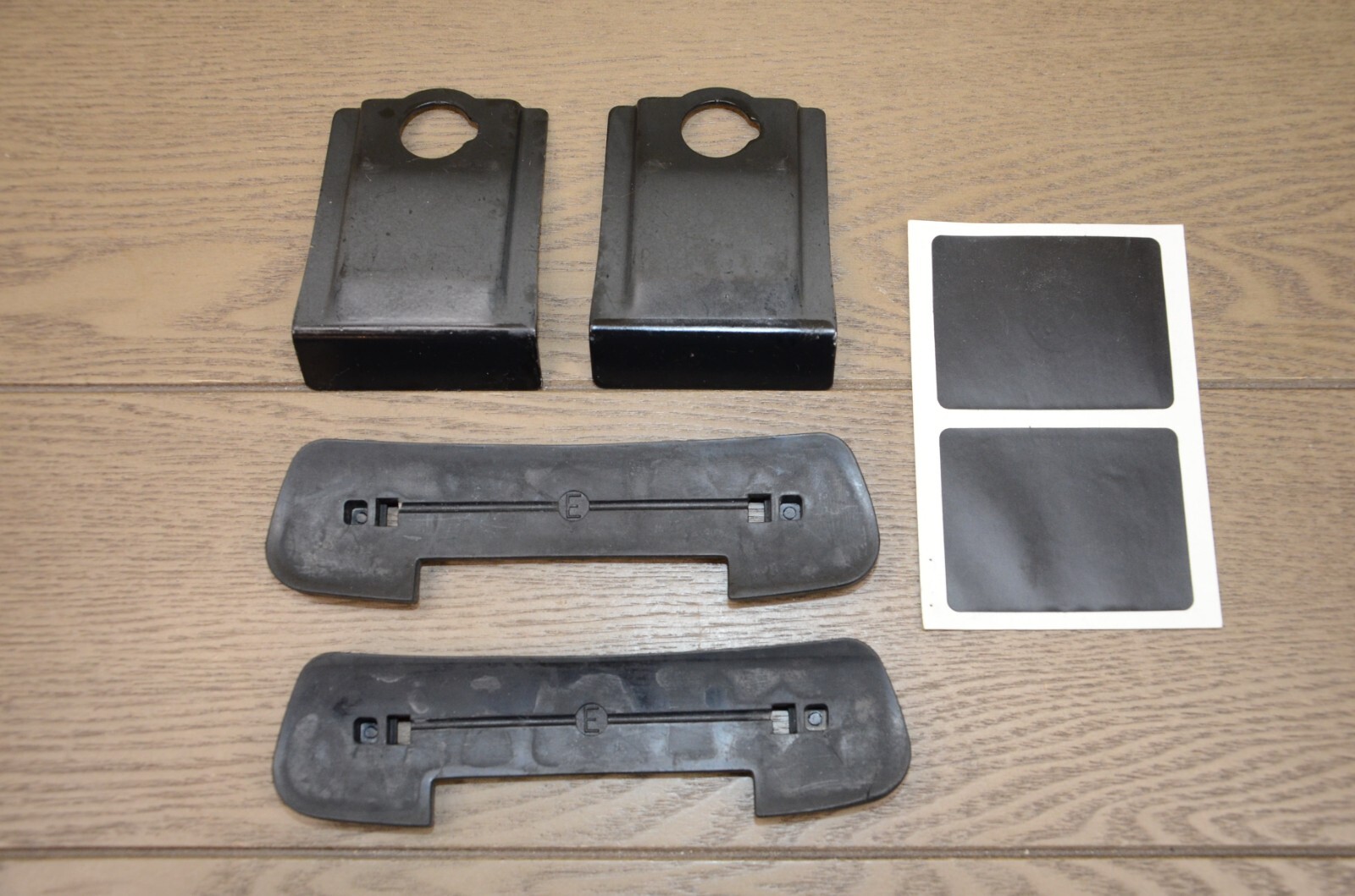 2 Pairs Yakima Rack Q Tower Clips Q131 With E Pads for sale online | eBay