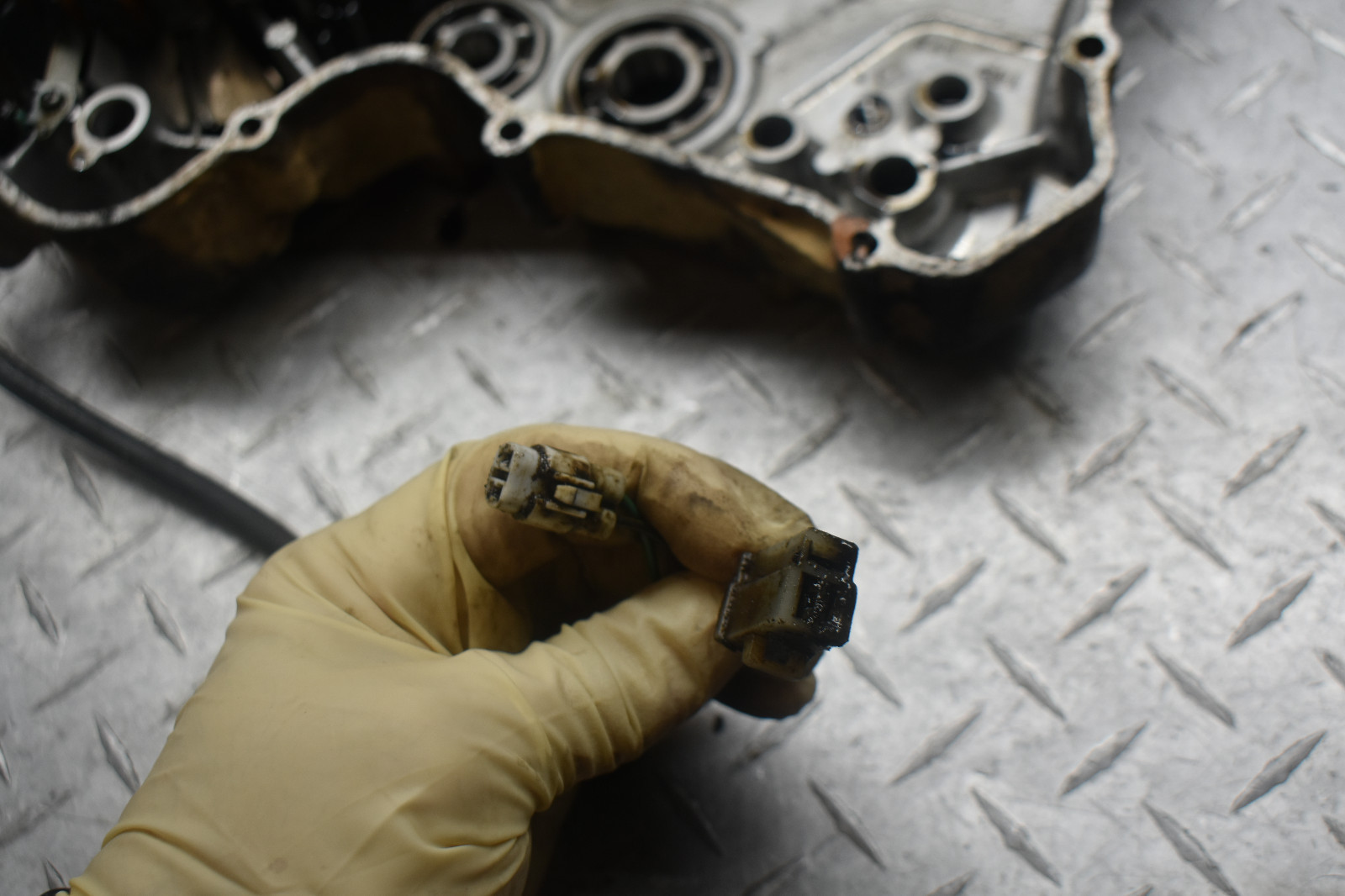 DH7 ENGINE STATOR WITH COVER CASE 00 ARCTIC CAT 300 4X4 QUAD FREE US ...