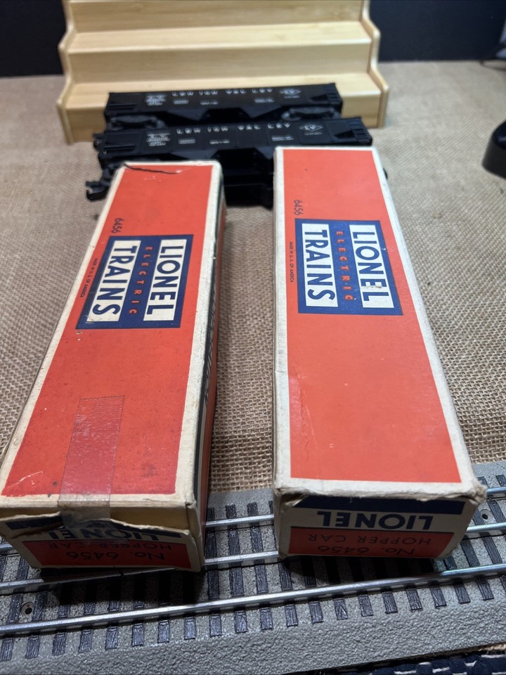 Lionel 6456 O Gauge Postwar Lehigh Valley LV 25000 Black 2-bay Jump Car ...