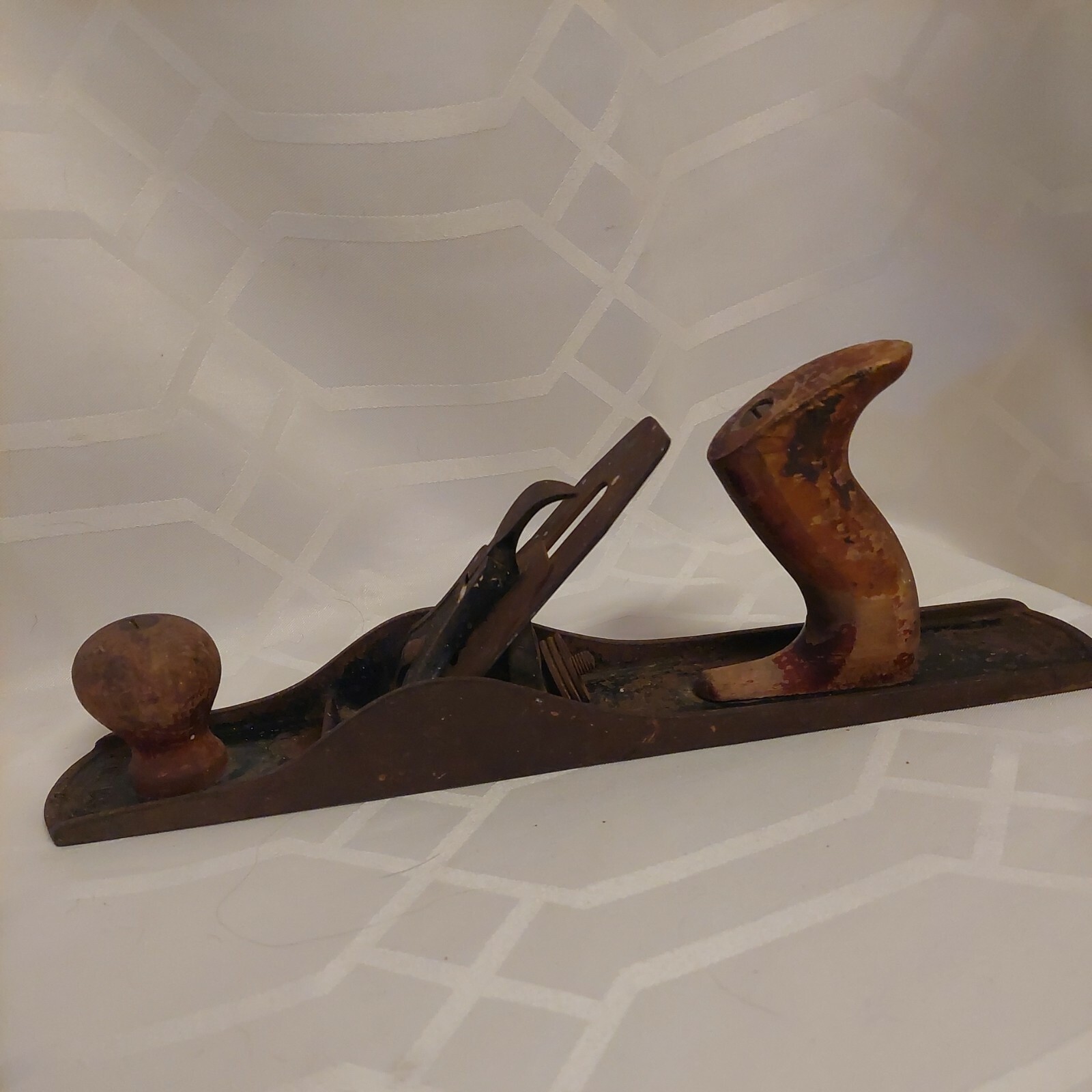 ANTIQUE CAST IRON WOOD WORKING PLANE TOOL MADE IN USA RUSTY OLD ...