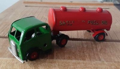 ORIGINAL VINTAGE TRI-ANG MINIC SHELL TANKER LORRY TINPLATE CLOCKWORK ...