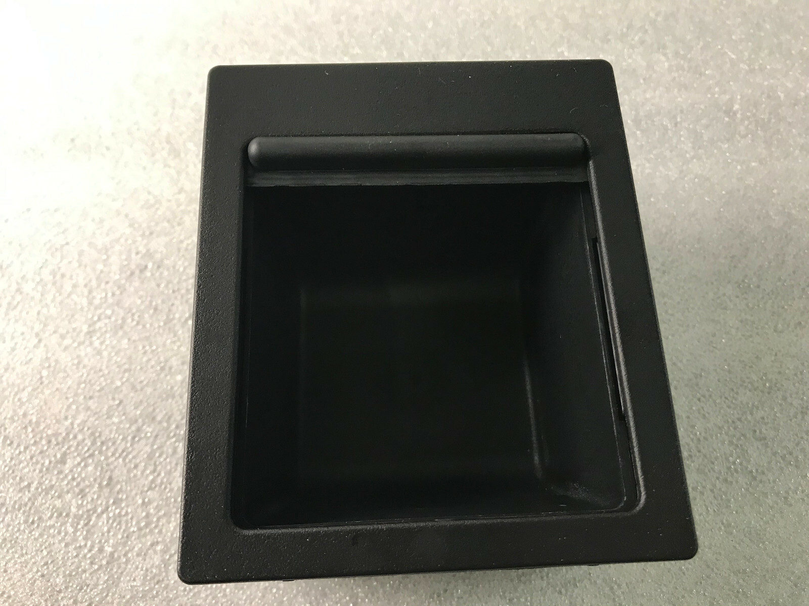 NEW BMW E39 Center console storing partition, centre SCHWARZ ...