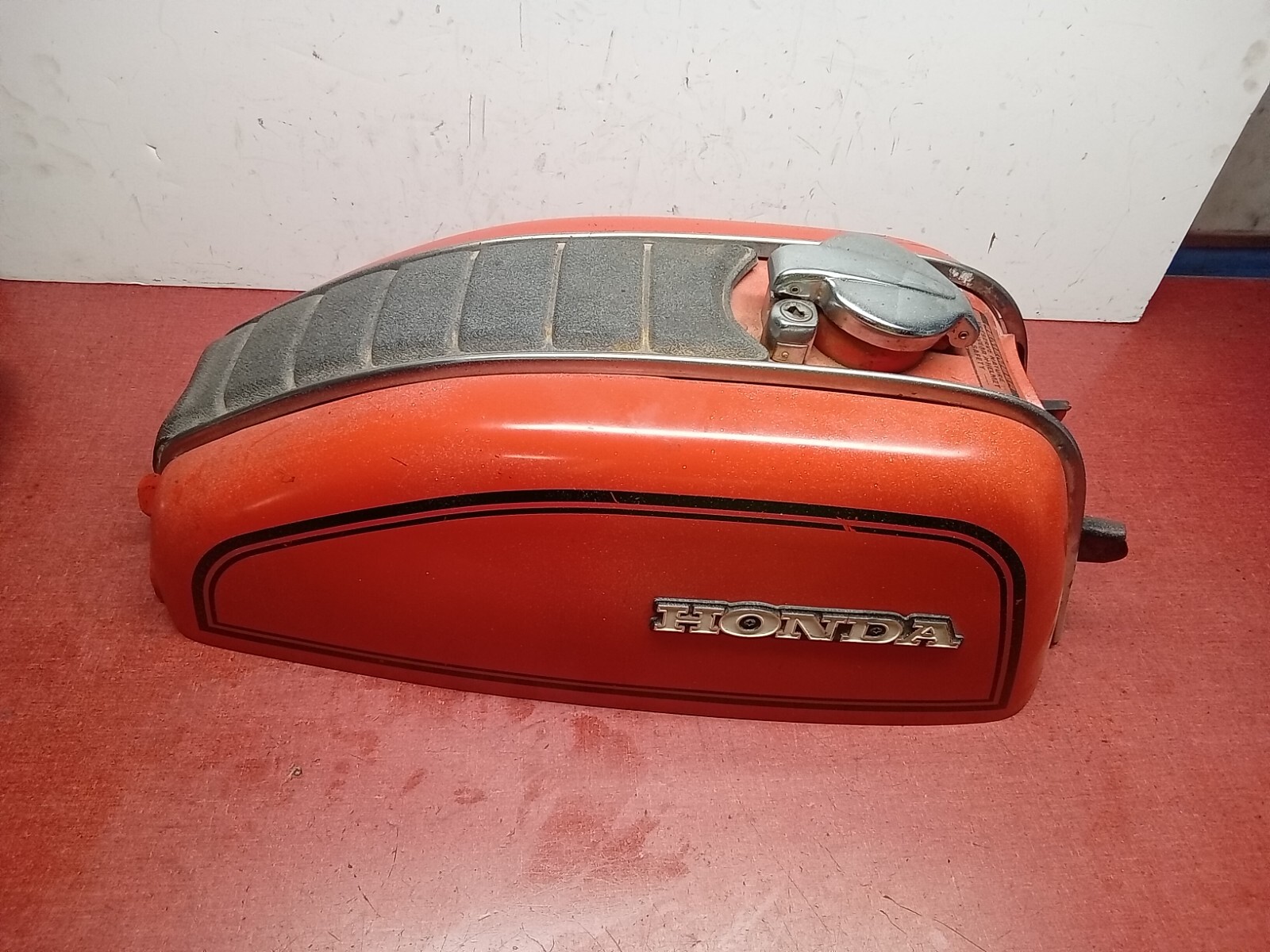 Honda CB200T CB 200 Gas Fuel Tank Cell | OE