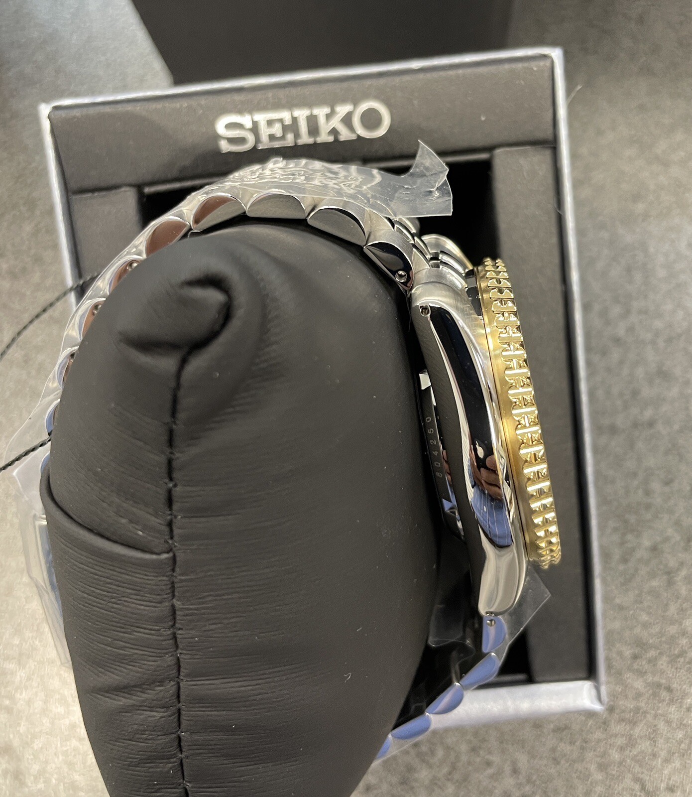 Seiko 5 Automatic GMT Steel Band Black Dial Gold Bezel Watch SSK021 ...