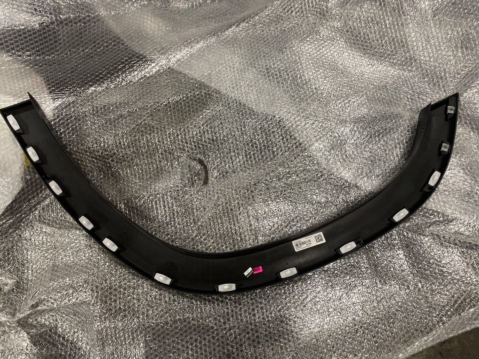 MOPAR OEM RIGHT WHEEL FLARE MOLDING TRIM FOR 2025 2026 RAM 1500 ...