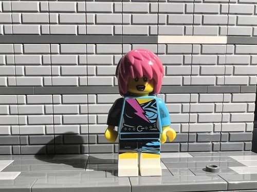 LEGO Collectible Minifigure Series 7 (8831) Rocker Girl col111 | eBay