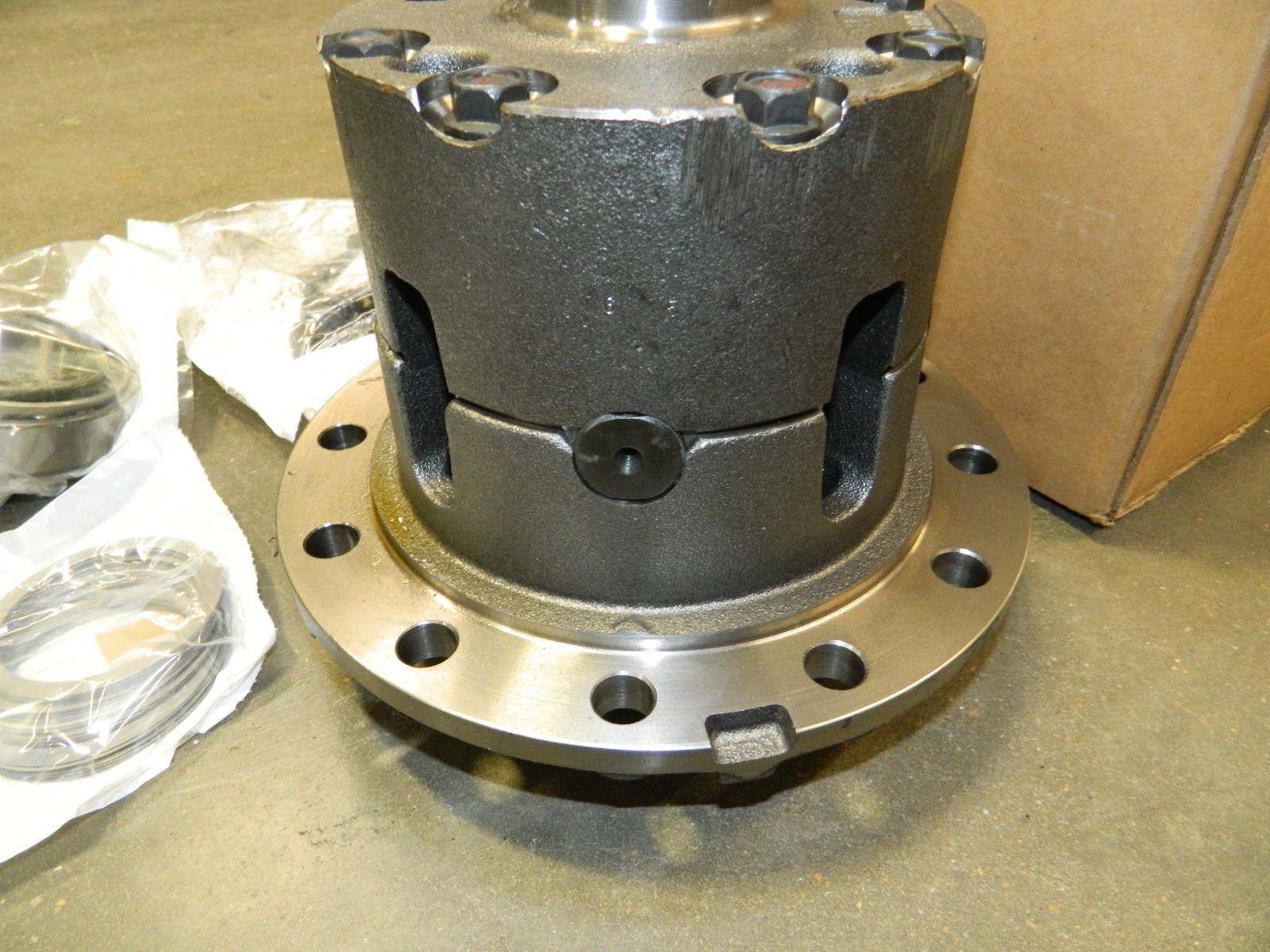 2011842 Dana 80 Rear Differential Trac Lok Posi 35 Spline 3.73 & Down ...