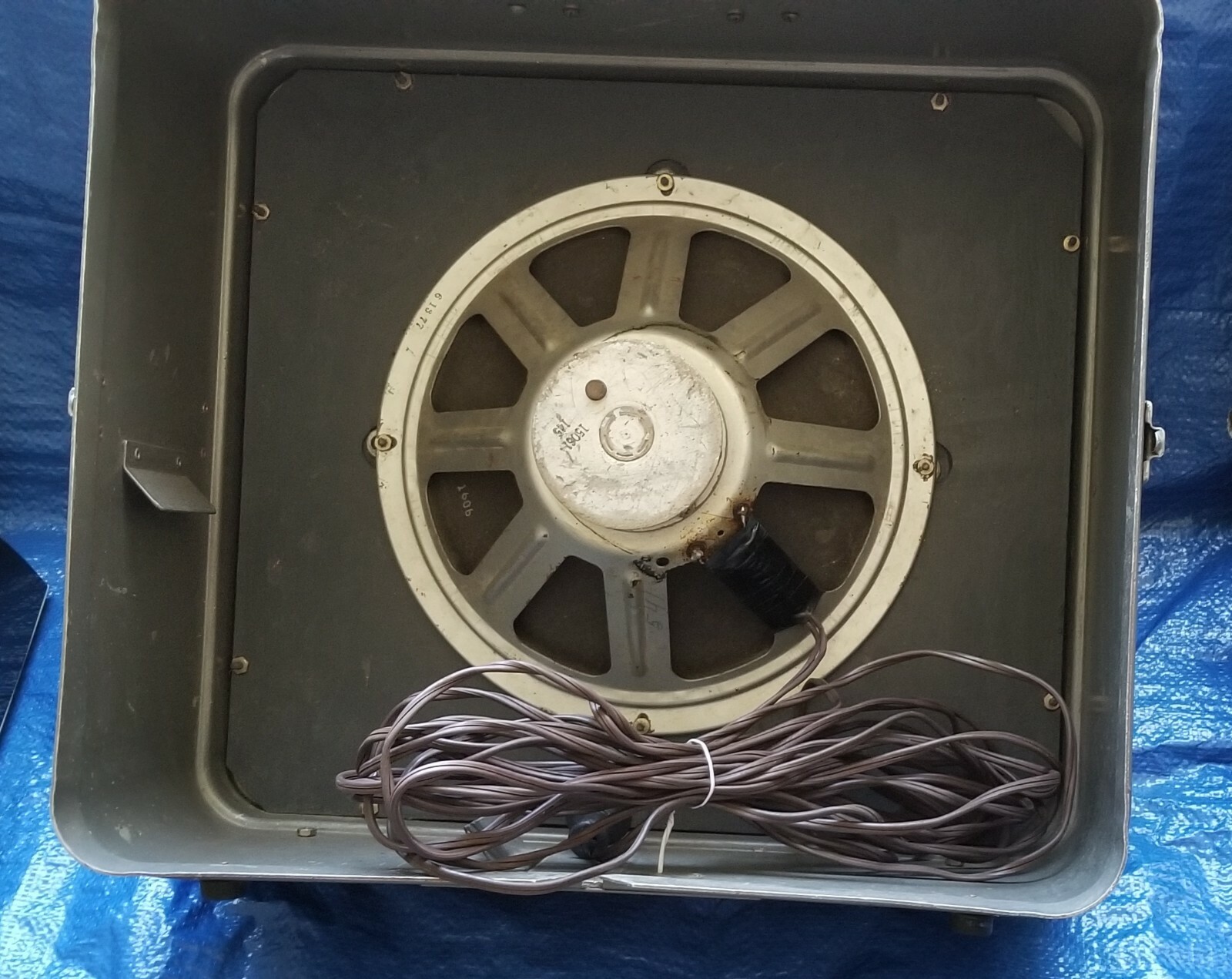 2 Vintage Victor projectors 60 & 55 & speaker | eBay