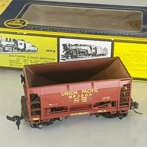 AHM - Union Pacific Ore Car - 1369 - 5273D - J-4 - HO | eBay