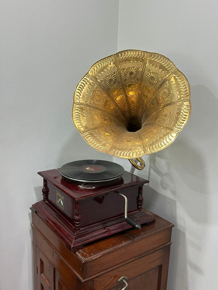 HMV Gramophone Fully Functional Working Phonograph, win-up record ...
