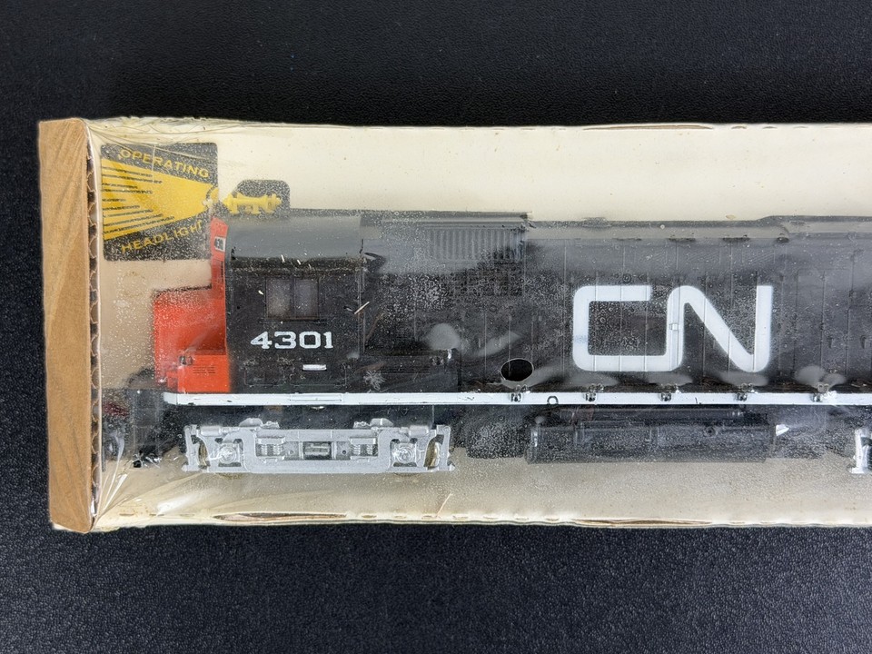 NEW TYCO HO Scale Diesel Alco Century 430 Locomotive CN Canadian ...