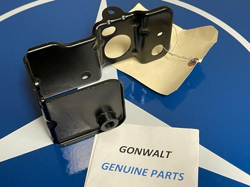 Mercedes Benz Bracket Wheelhouse Right 2126200614 E350 E550 CLS550 E63 ...