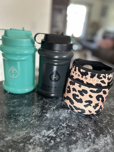 HydroJug Mini 32 Oz Bottle Bundle with Leopard Print Sleeve Teal Black ...