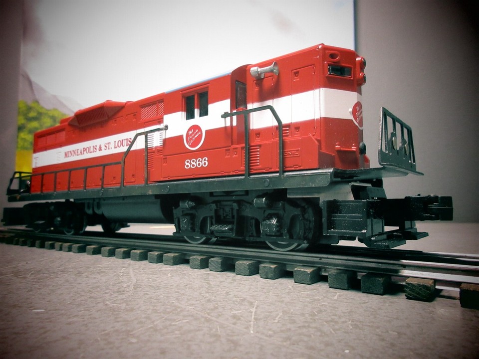 Lionel 6-8866 Minneapolis and St. Louis GP-9 Powered Diesel Locomotive ...
