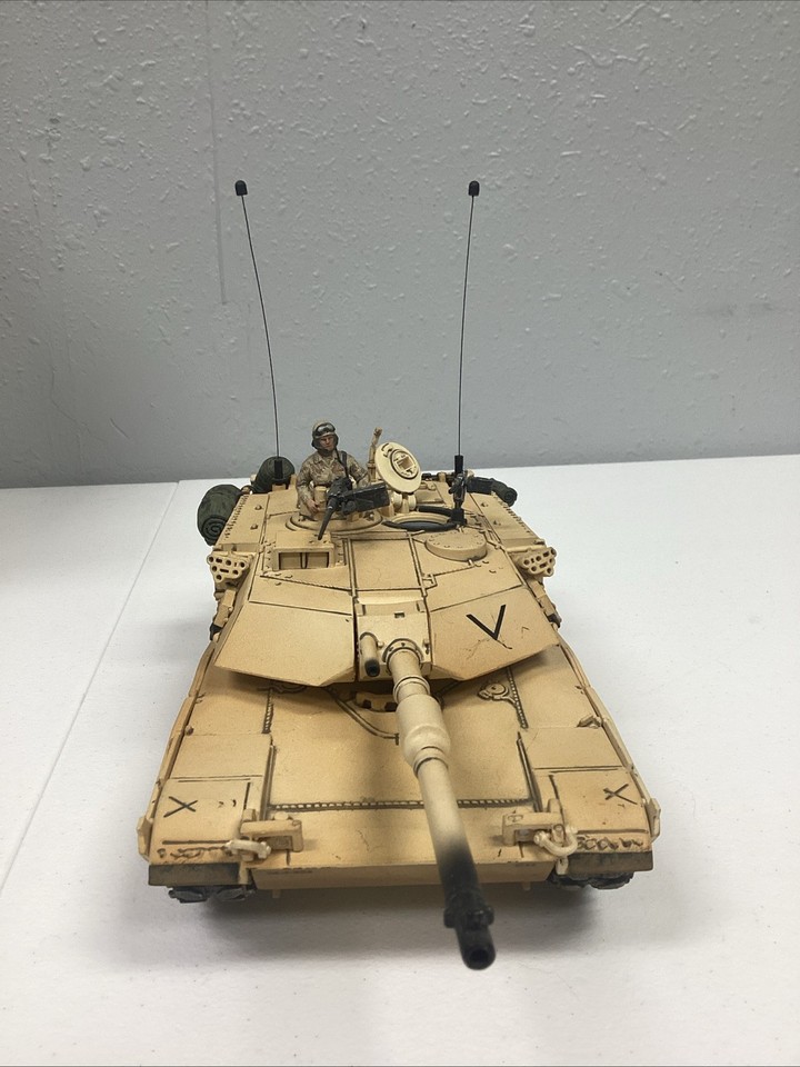 Unimax FORCES OF VALOR US M1A1 ABRAMS MAIN BATTLE TANK 1:32 SCALE ...
