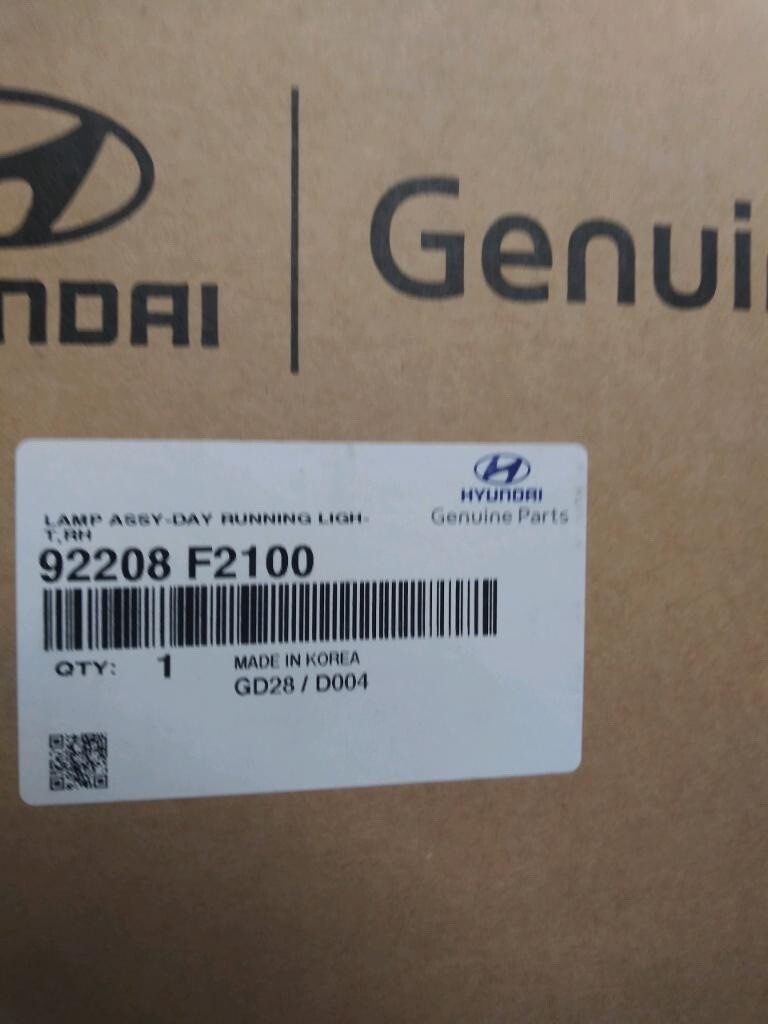 2015-2018 Hyundai Elantra right side daytime lamp OEM 92208-F2100 | eBay