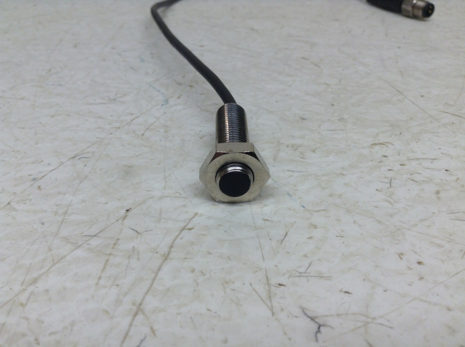 Balluff BES 516-324-G-E4-C-S49-00,3 Proximity Switch Sensor BES00P4 (VT ...